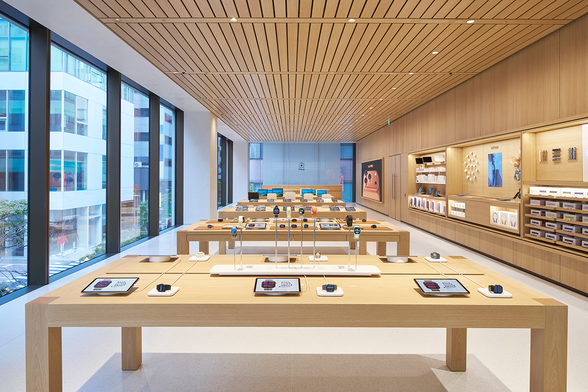 Apple 銀座がグランドリニューアルオープン－約3年ぶりに銀座3丁目へと帰還 ｜デザインを深掘り MdN