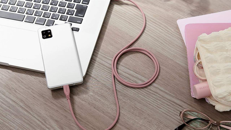 エレコム、3色のスモーキーニュアンスカラーを採用したUSB Type-Cケーブルを発売 ｜デザインを深掘り MdN