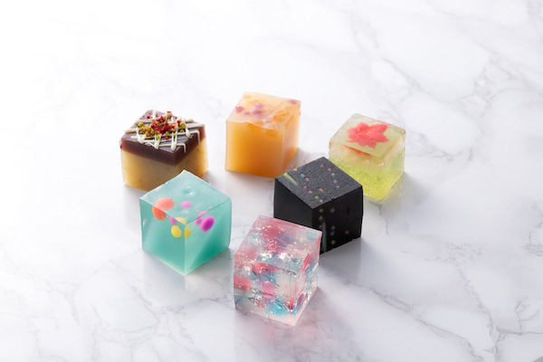 キューブ型で全20種類の羊かん「大阪ええYOKAN」が可愛い！ 大丸梅田店で期間限定販売 ｜デザインを深掘り MdN