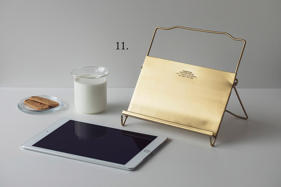 【真鍮特集】FUTAGAMIの文具トレイ、Lueのカトラリーなど、おすすめの真鍮雑貨16選 ｜デザインを深掘り MdN