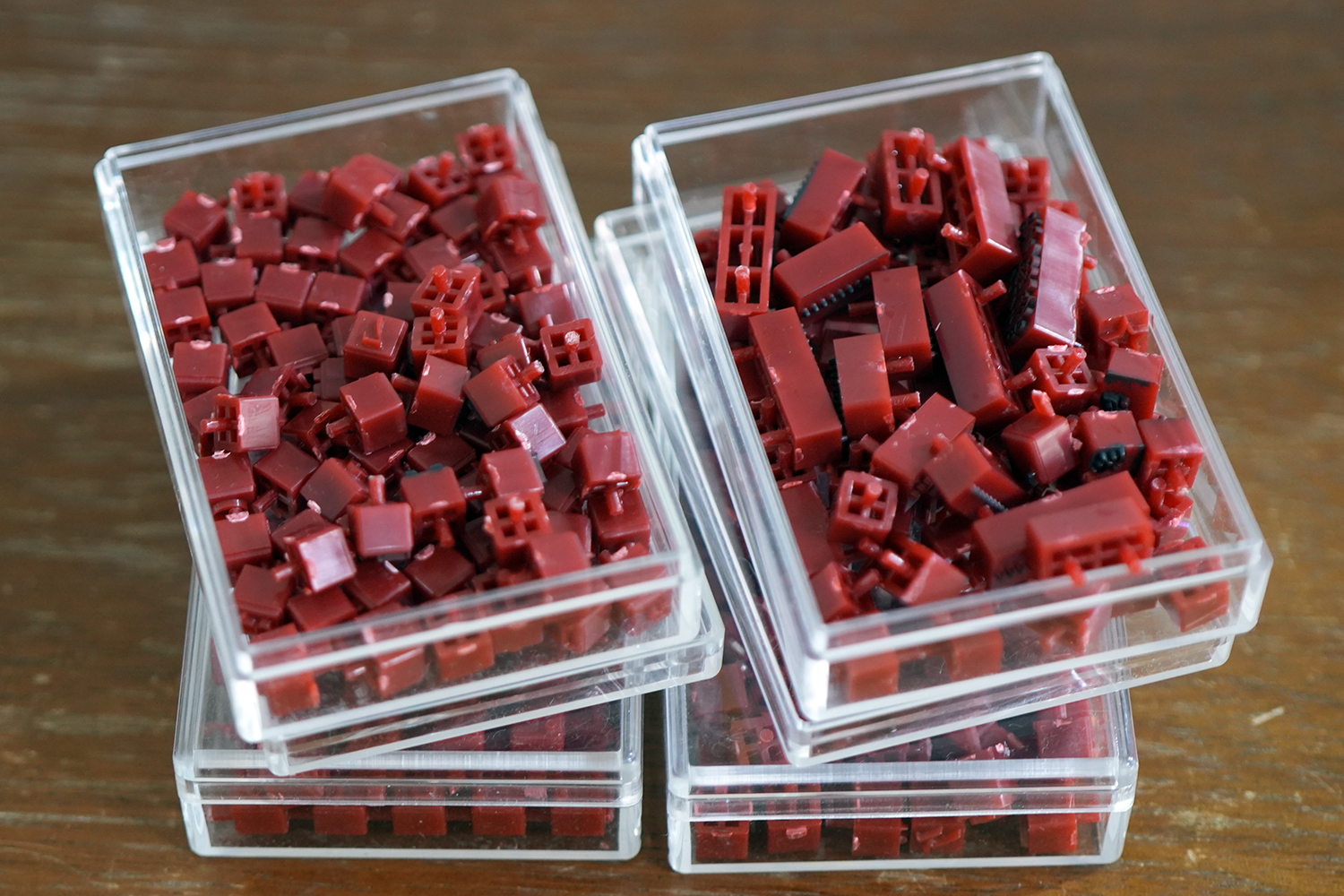 発売前からSNSで話題沸騰！Gakken「大人の科学マガジン」の付録、手乗りサイズの小さな活版印刷機で味のある印刷を楽しもう ｜デザインを深掘り MdN