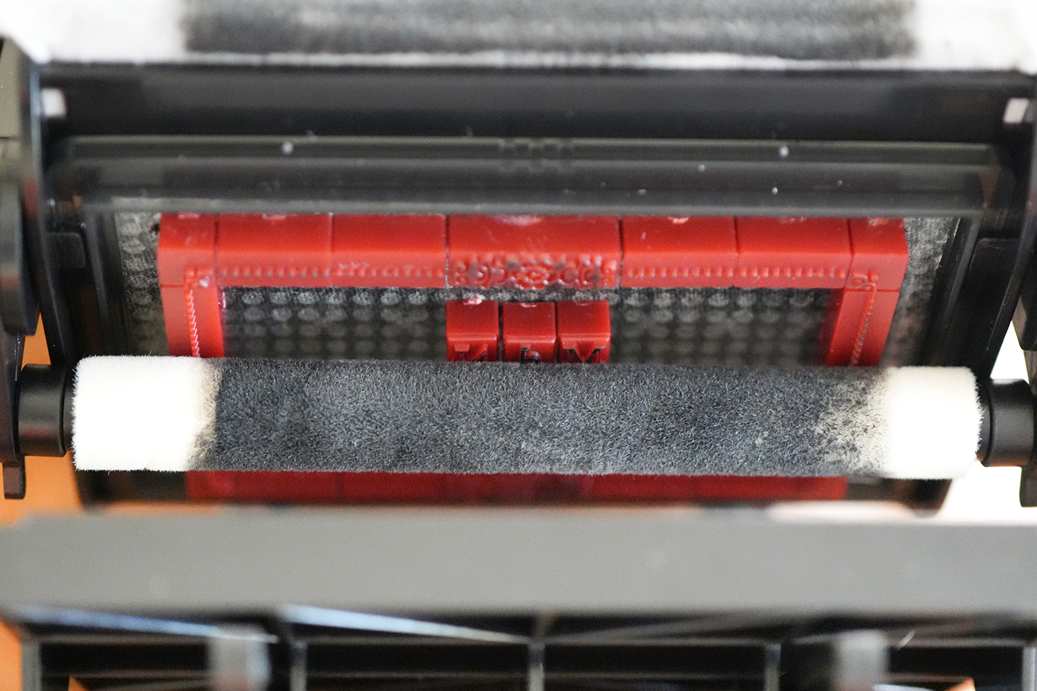 発売前からSNSで話題沸騰！Gakken「大人の科学マガジン」の付録、手乗りサイズの小さな活版印刷機で味のある印刷を楽しもう ｜デザインを深掘り MdN