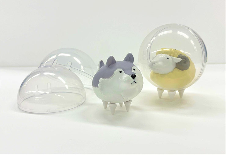 TAMA-KYU、カプセル容器のまま飾れるカプセルトイ「カプセル暮らし」を発売 ｜デザインを深掘り MdN