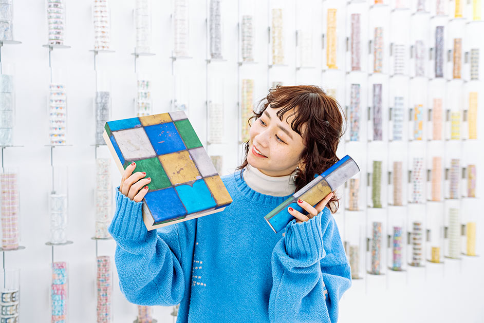 蔵前の「mt lab.」を特集！量り売り、企画展など、マステ好き必見のショップ【三戸なつめ×東京の文房具店】 ｜デザインを深掘り MdN